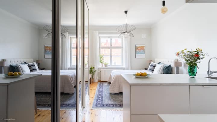 Valoisa & Rauhallinen Studio Keskustassa - Helsinki