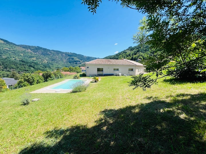 L'echappée Belle - 10pers - Panoramique - Piscine - Saint-Agrève