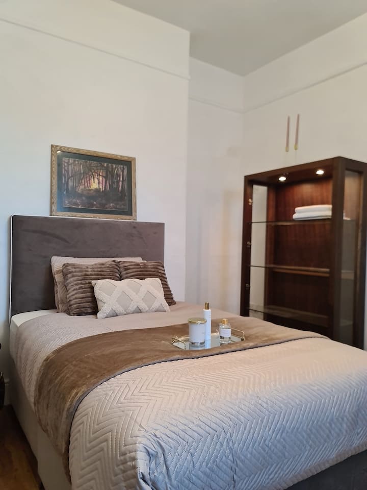 Comfortable Room - Kildare