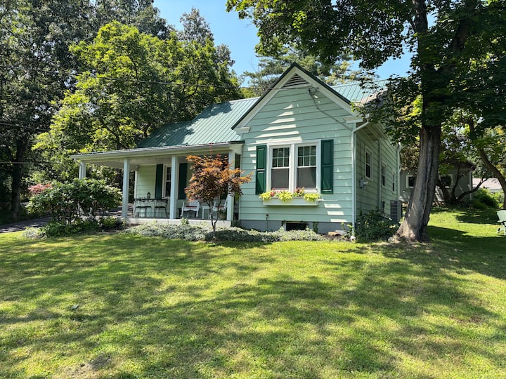 Green Ridge Cottage - Huntingdon County