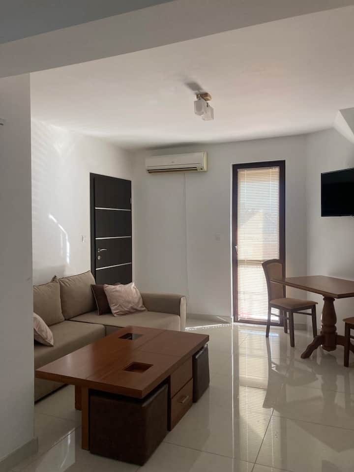 Апартамент идеален център - Sandanski