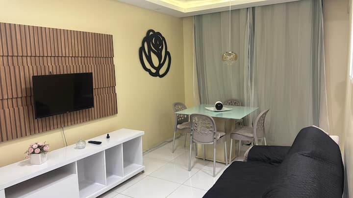 Apartamento Confortável A 700m Da Orla Da Atalaia. - Aracaju
