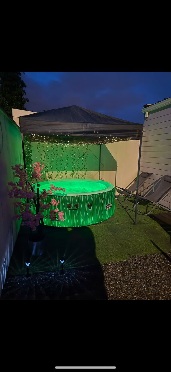 Studio Indépendant, Cour Privative, Option Jacuzzi - Mérignac