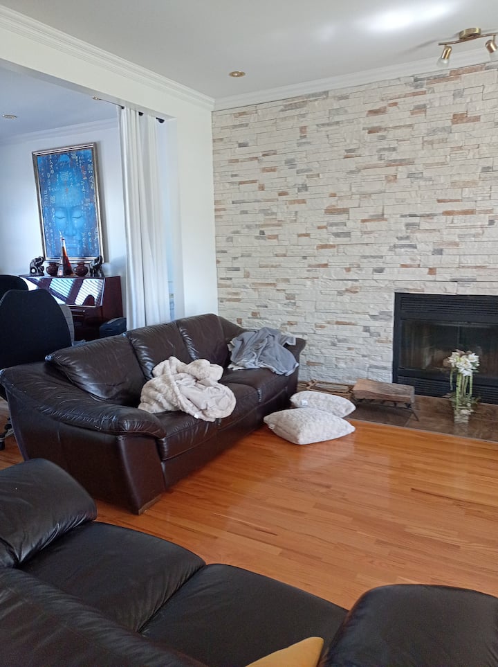 Cozy Bedroom - Blainville