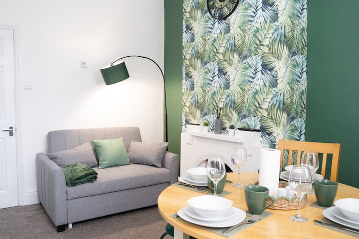 Verdantia Bliss | Swindon Convenient Stay - Swindon
