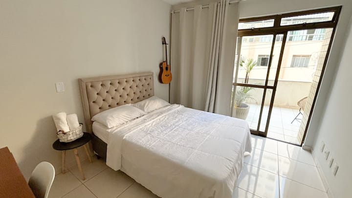 Varanda, Tv 50, Elevador, No Centro + Garagem Paga - Coimbra