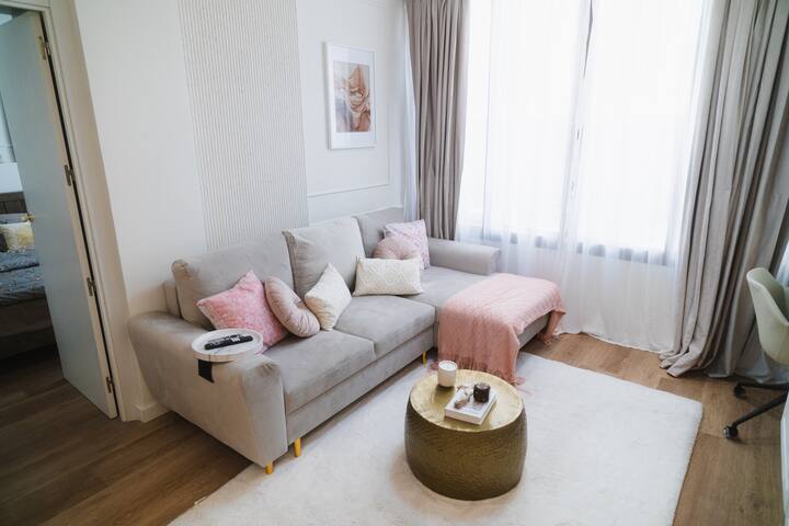 Pink Apartment - Valencia
