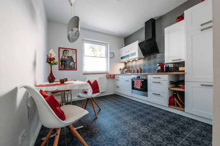 Charmantes Stadthaus, Nah An Flughafen Und Messe - Hofheim am Taunus