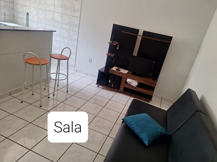Ap, Kitnet, Central, Garagem, Televisãomensal 1600 - Franca