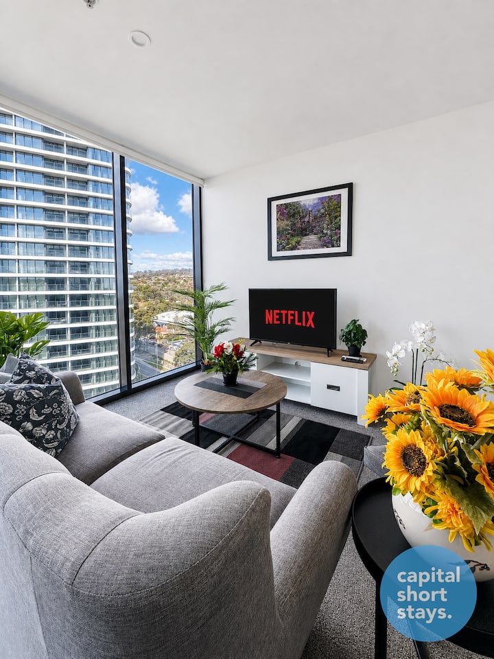 Near Grocery & Café | Mall | Hospital | University - Belconnen