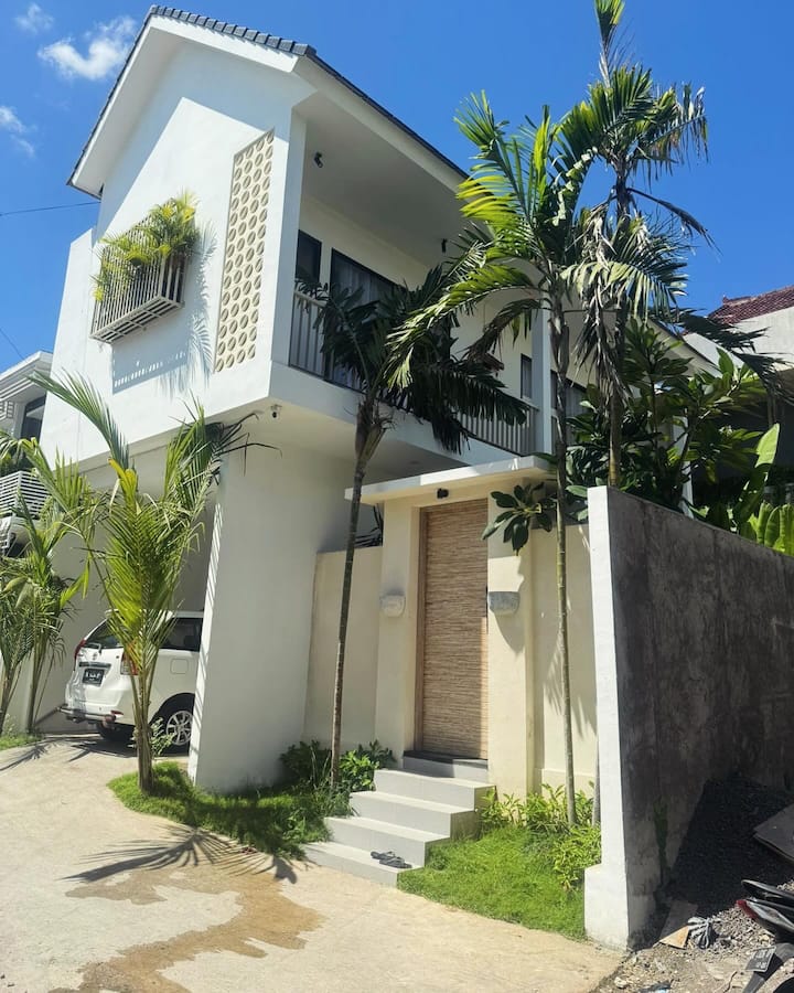 Cozy 2br Villa W/ Pool
Arthana Diamond - Jimbaran