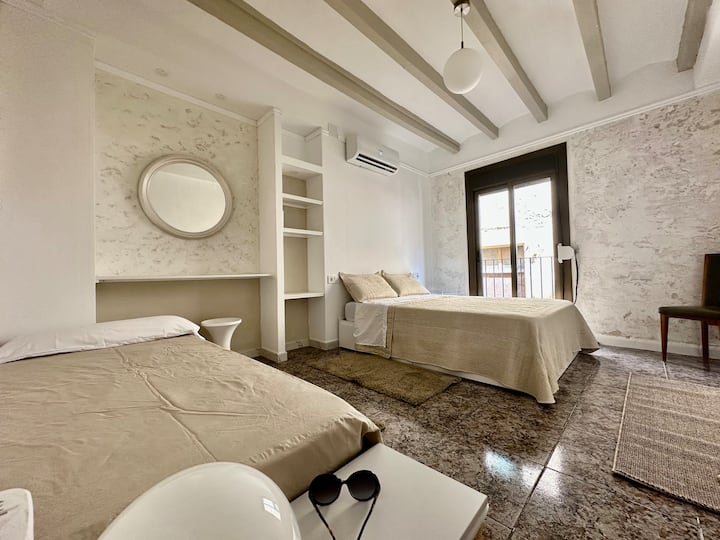 Espectacular Habitación Familiar En Tarragona - Tarragona