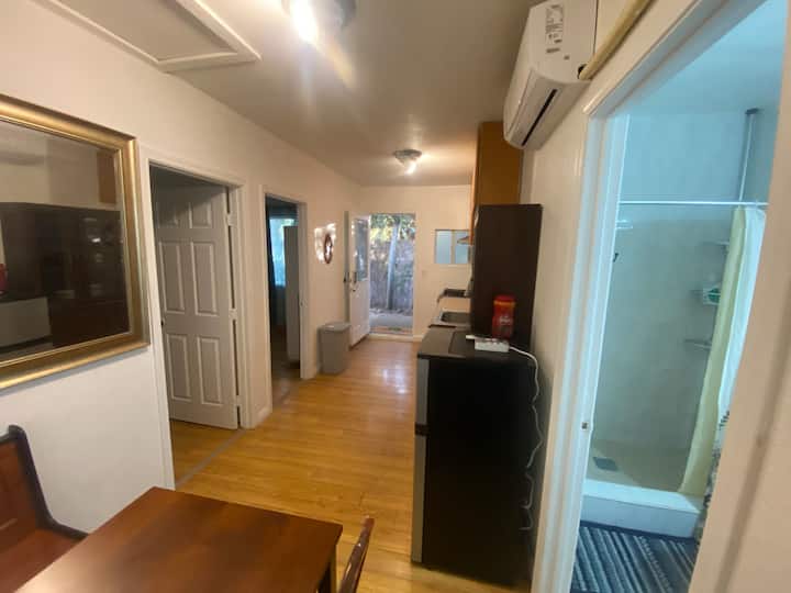 Private Entrance Suite Ac Fridge Kitchen Microwave - Rowland Heights, CA