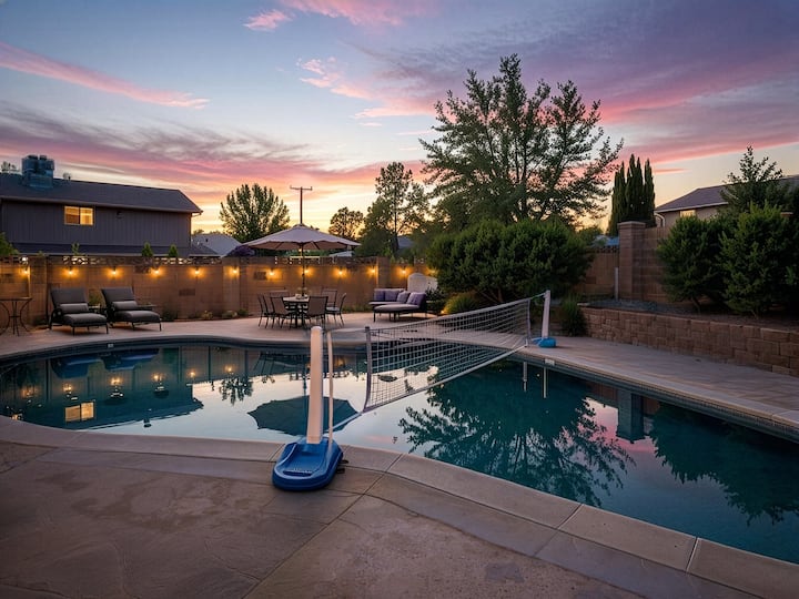 Heated Pool Option | Group-friendly 4br Home - Simi Valley, CA