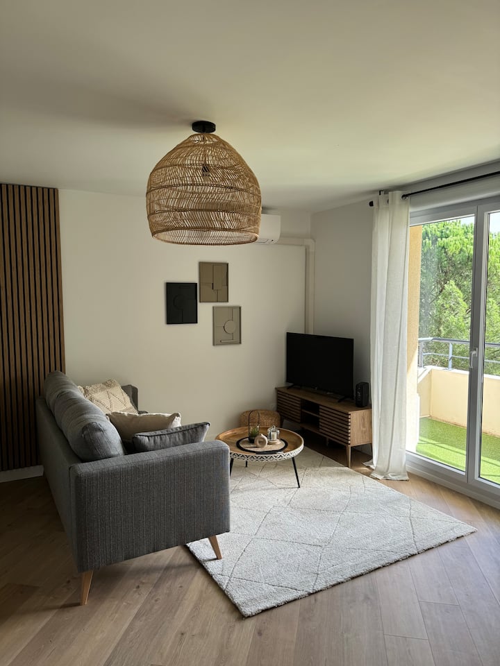 T2 Cosy Et Design - Clim, Parking, Proche Aéroport - Toulouse-Blagnac Airport (TLS)