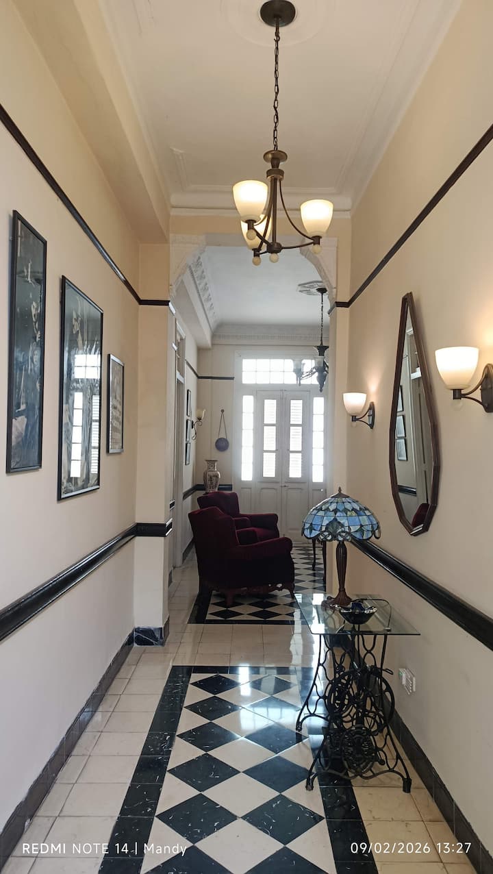 Neptuno #519 +Wifi - Havana