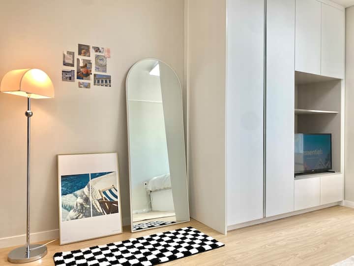 [ Build1 ] !신축건물! 1202 #먹자골목 #시티뷰 #혼여행 #커플여행 #깔끔 - Busan