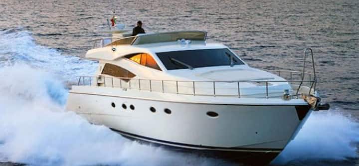 Luxury Yacht Della Pietà 20 Mt - Порто-Черво
