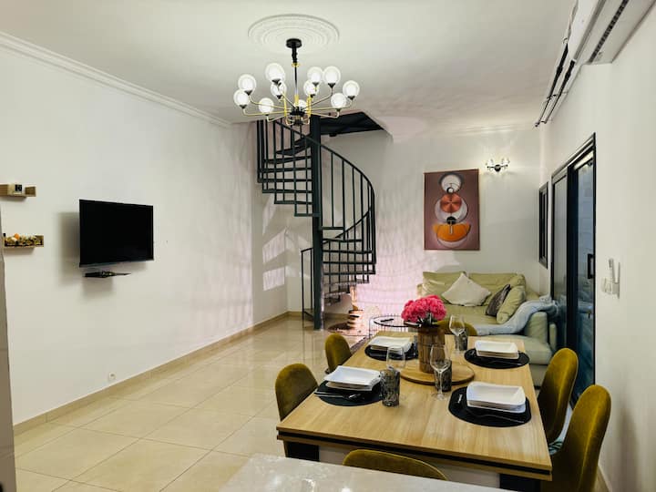 Duplex Cosy Meublé 2 Chambres Angondgé- 1ère Cité - Gabon