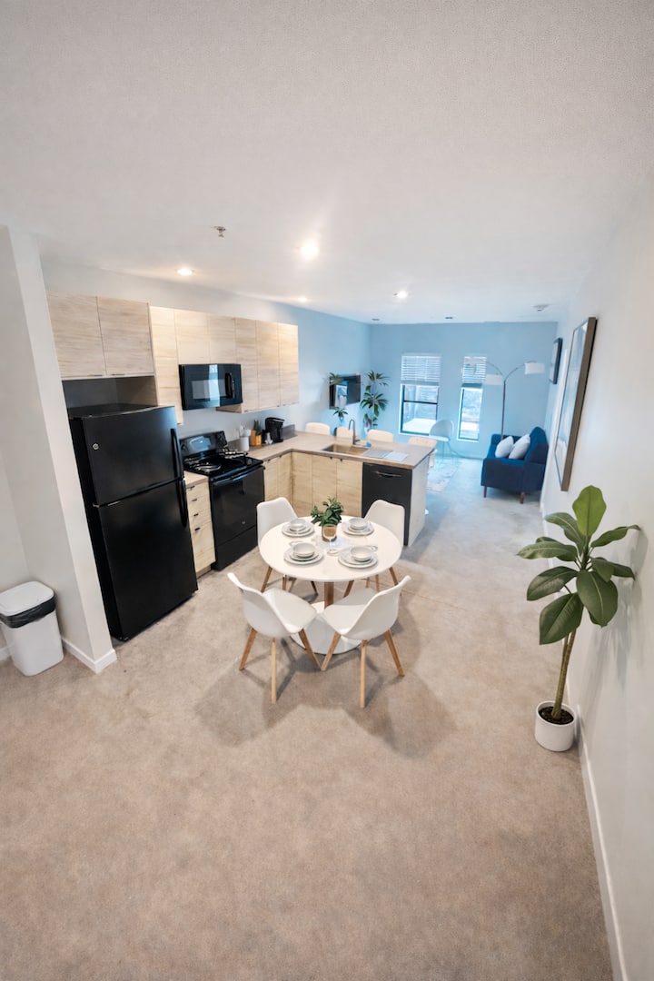 Cobalt Cove - Des Moines, IA