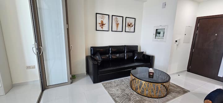 Modern Furnished Apartment Dubai + Free Parking - Dubai