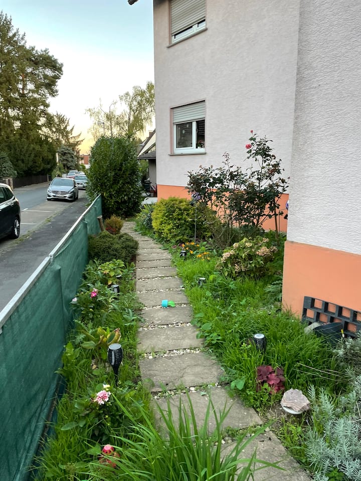Cozy Room With Garden Access - Frankfurt am Main
