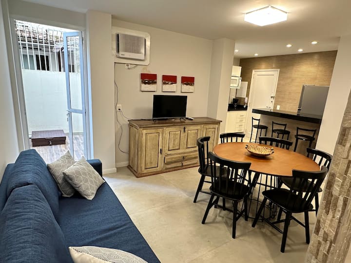 Apartamento No Melhor Do Leblon - Ipanema