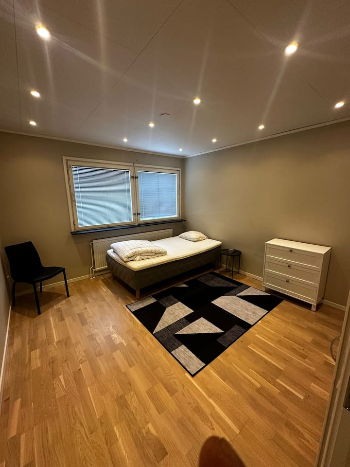 Nyrenoverad Radhus - Västerås