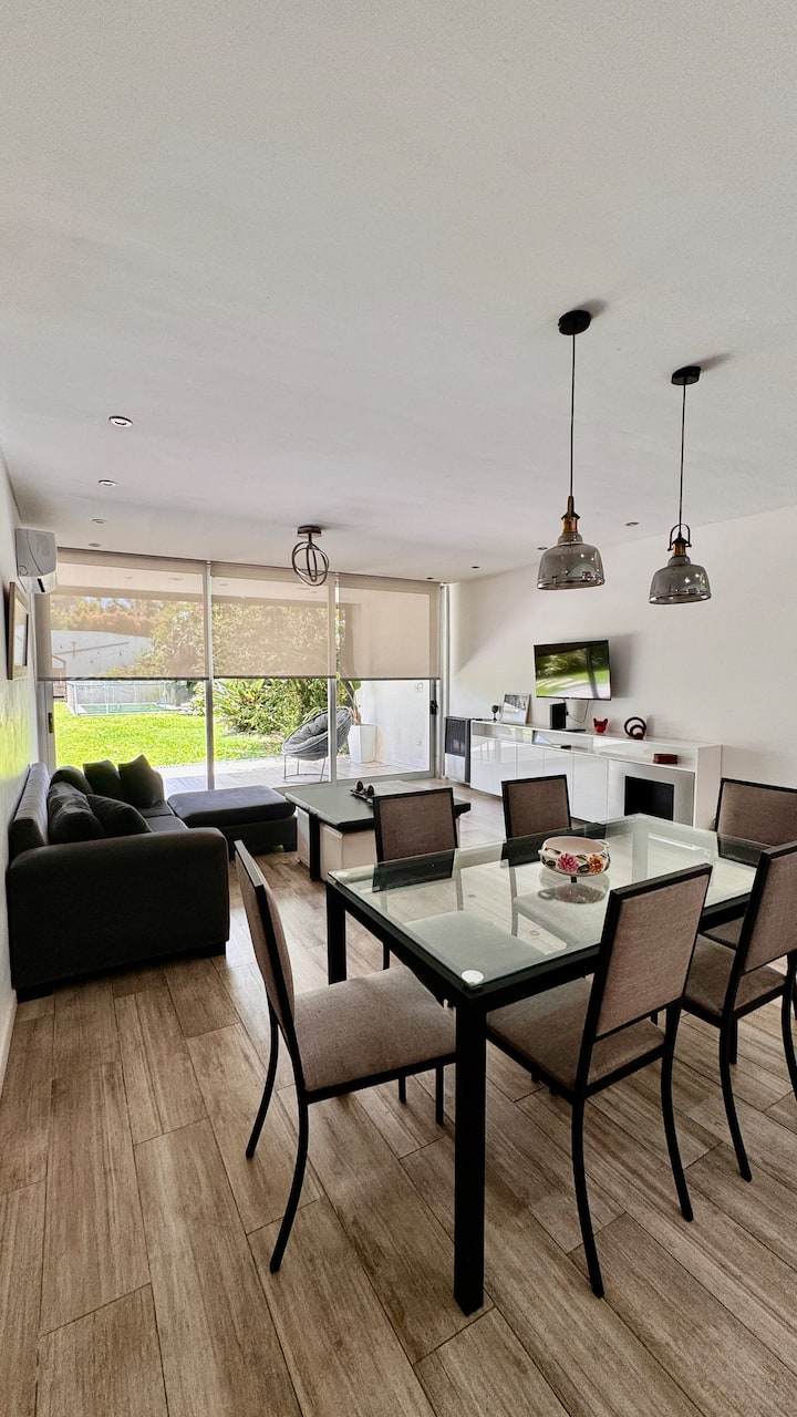 Ph En Planta Baja Tipo Casa - La Plata