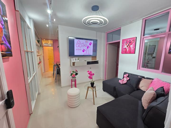 Espacioso Y Confortable 1 Piso/pink Panter - Chiclayo