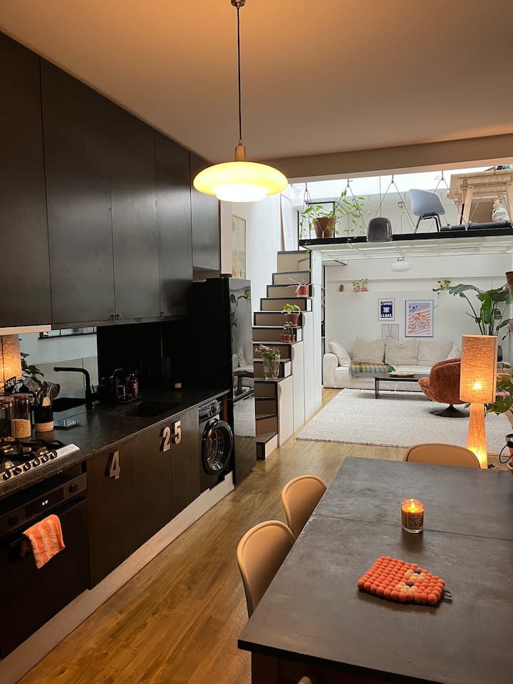 Loft Design & Verrière | 2p | Canal Saint-martin - Paris