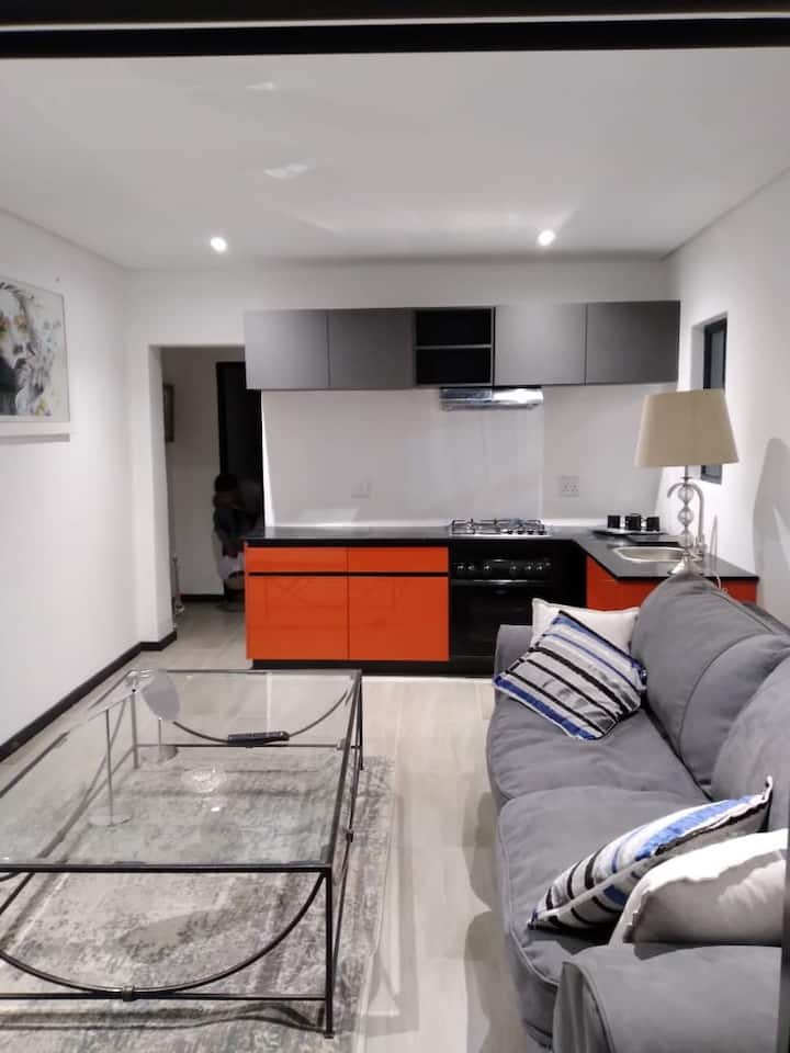 No 8 On Cladon Jadde Apartments - Lanseria