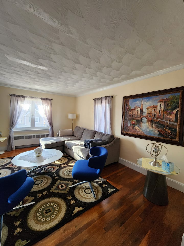 This Apartment Is An Great Aerie In Boston - Dedham, MA