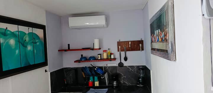 "Comodo, Céntrico Dos Centros Comerciales . " - Corozal