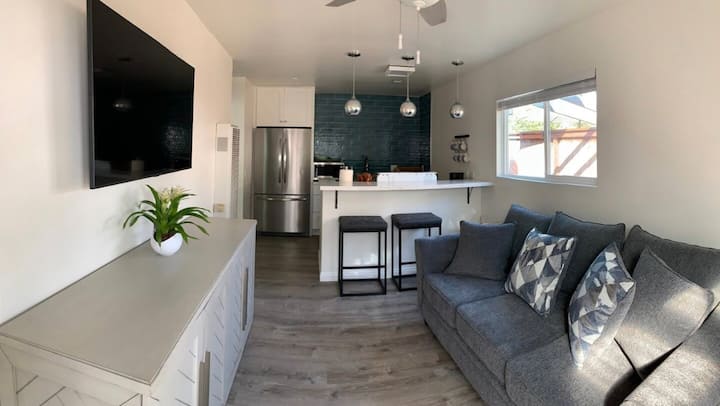 Beach Bungalow! - Oceanside, CA