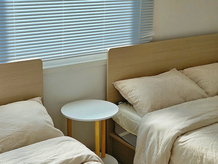 3rd Floor Private 2br｜terrace｜yangjae Stn 3 Min - Seoul