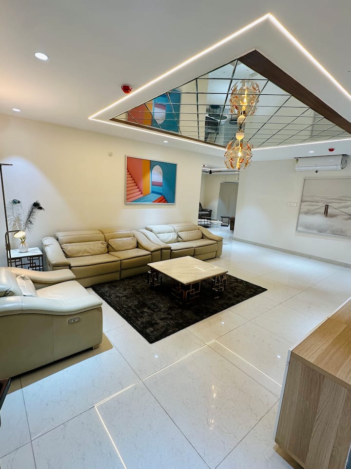 Stylish New Flat, City’s Heart - Hyderabad