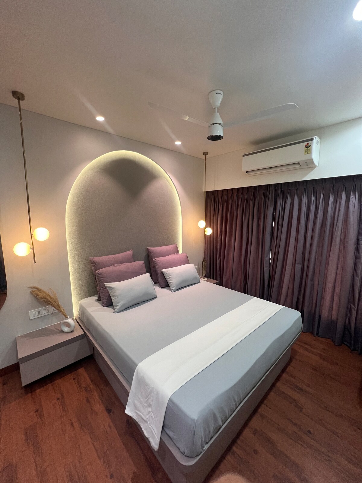 Thane West Holiday Rentals & Homes - Thane West, Mumbai, India | Airbnb