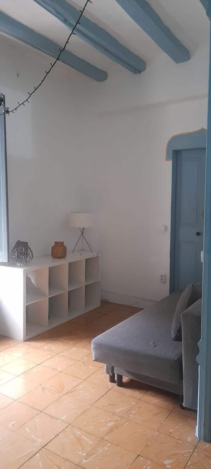 Habitación Sencilla Y Cómoda - Terrassa