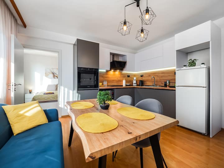 Прайм, централен апартамент - Pleven