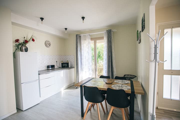 "La Maison Des Saules"*parking*idéal Familles - Montauban