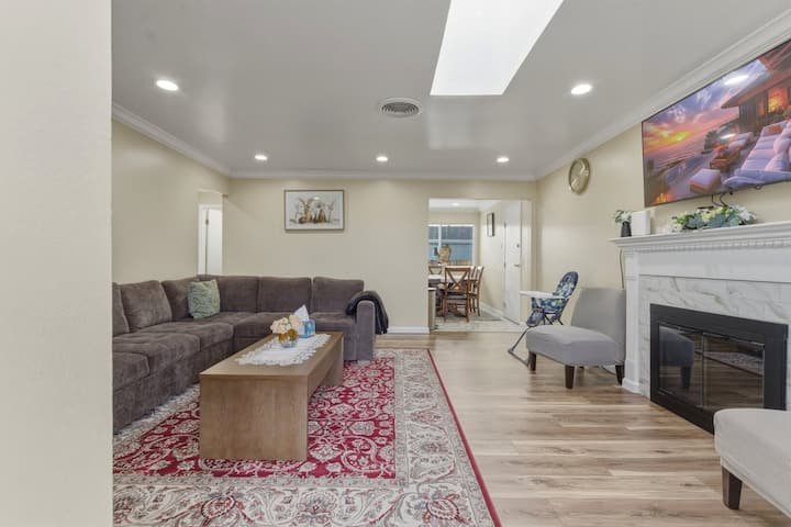 Charming Sanctuary In Monterey Bay Str25-000032 - Marina, CA
