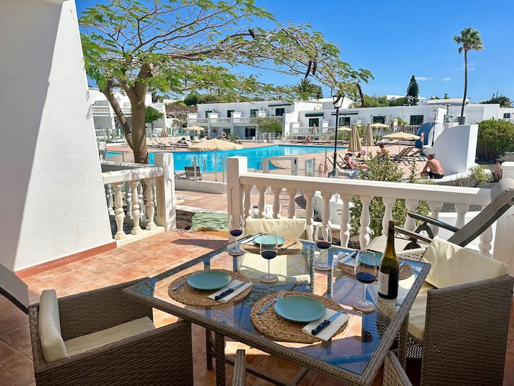 Casa Diego: Nuevo, Con Piscina Y Vistas Al Mar - Puerto del Carmen