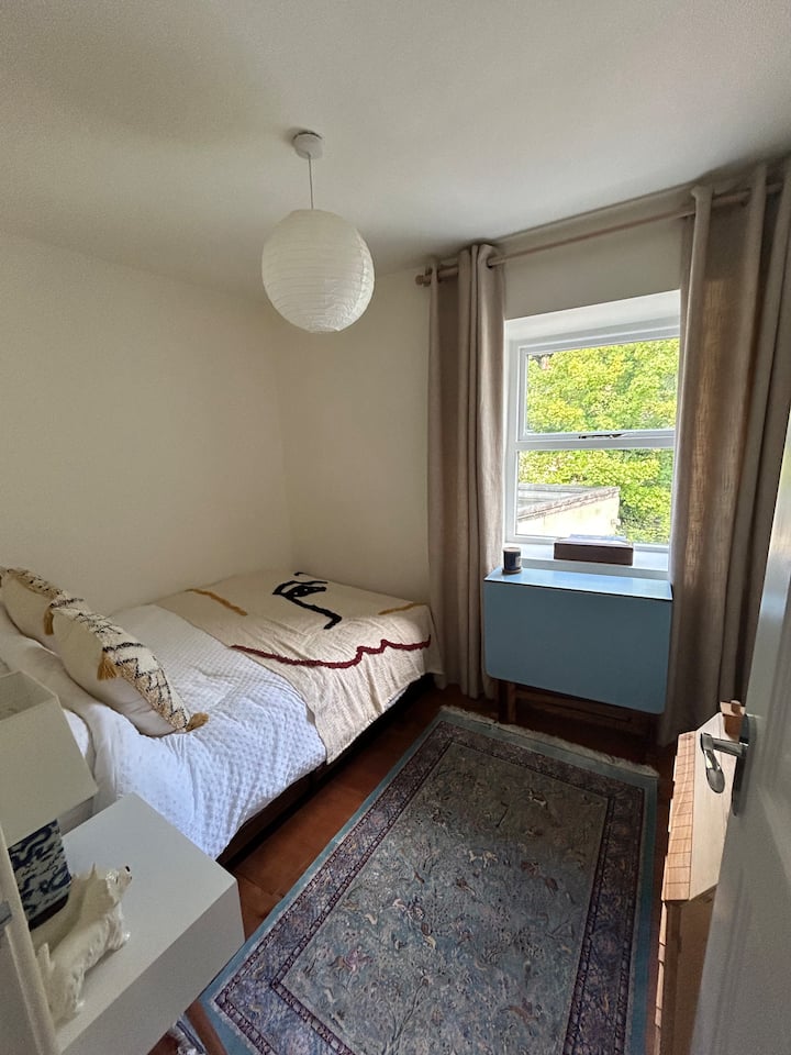 Room In Bollington Village - Macclesfield