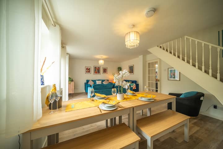 Beautiful 5 Bed 3 Bath, Heart Of The Cotswolds - Cirencester