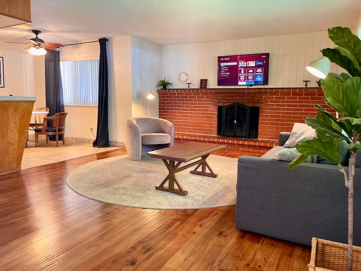 2bd Place In Arden Arcade - Sacramento