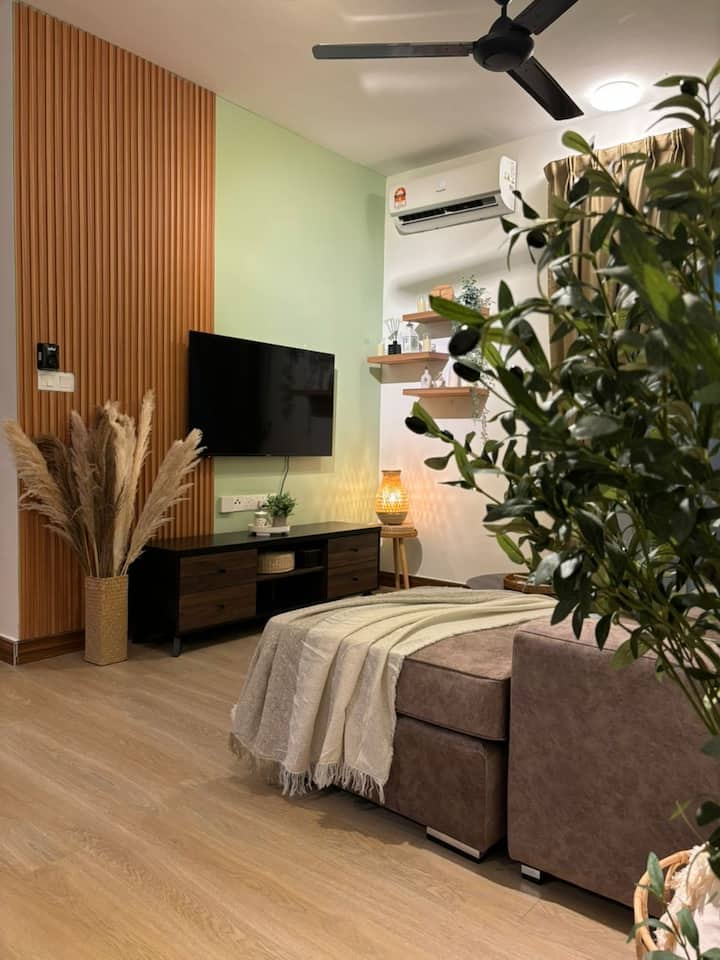 Cozy Homestay For Staycation & Klia Transit - Kuala Lumpur Airport (KUL)