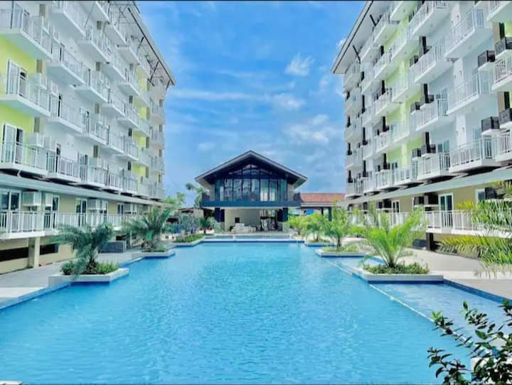 Pool View Condo Near Mactan Cebu Airport - Lapu-Lapu City