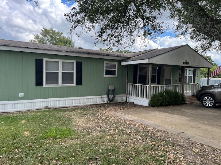 Veterans Retreat - Qt Cntry Home - College Station, TX