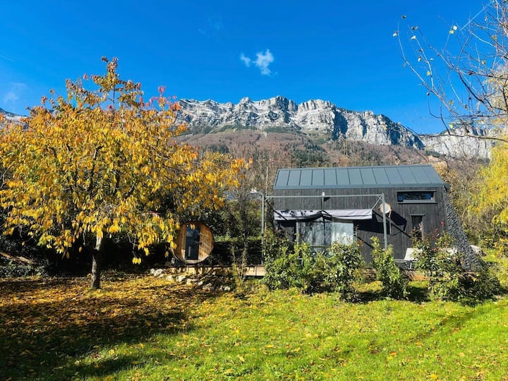 Le "Ti’nid" Sauna Privé 
Petit Chalet De Charme - Les 7 Laux